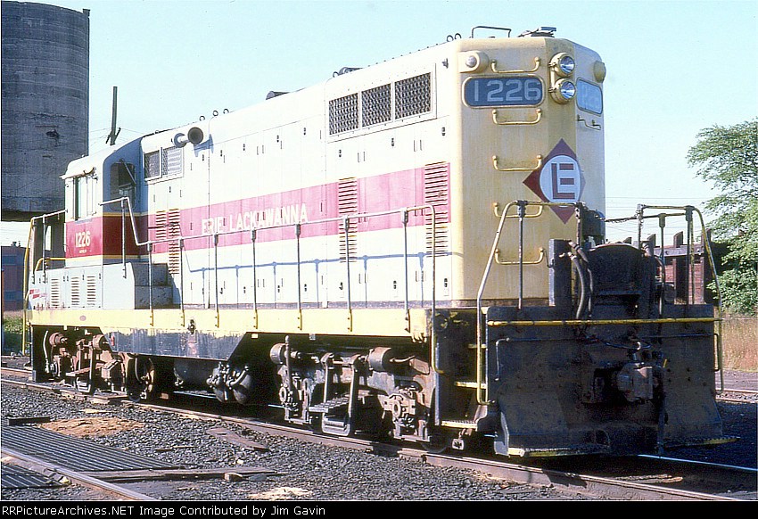 EL GP7 1226
